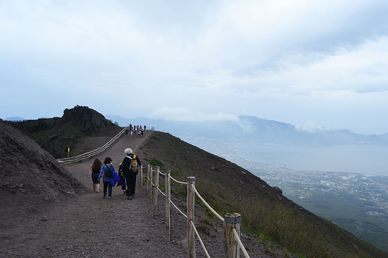 Vesúvio: por dentro do mais famoso vulcão da Itália - Raízes do Mundo